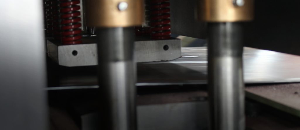 Perforado de polines y canales - Perfiles LM