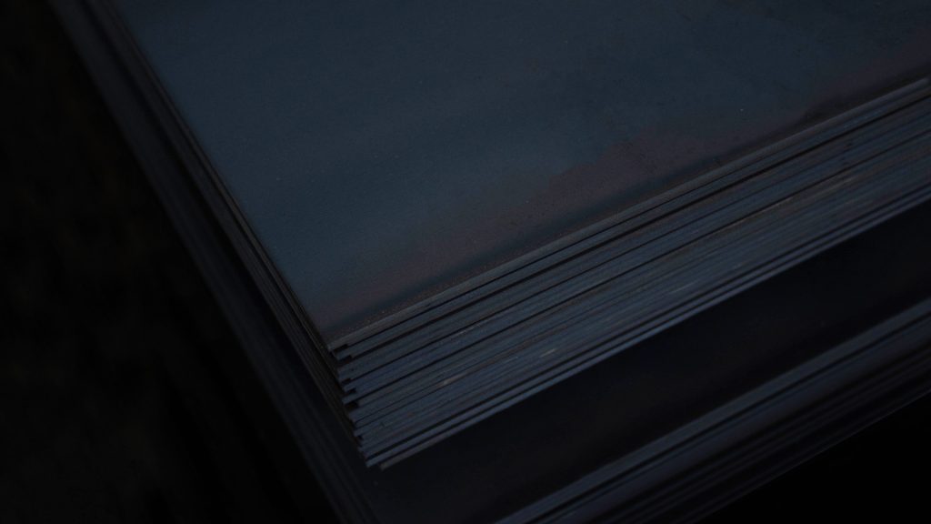 Lámina negra - Perfiles LM